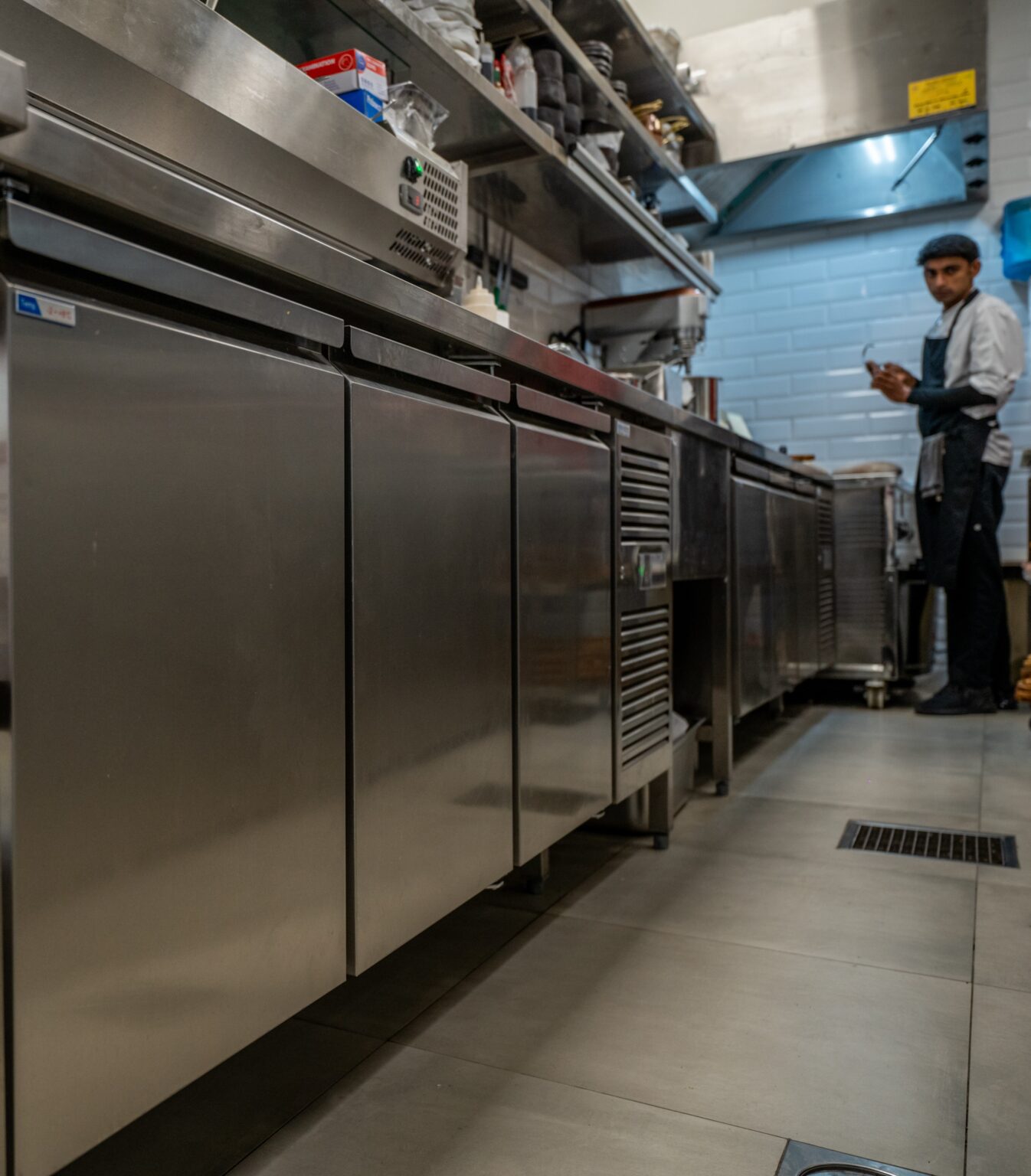 Asma, Dubai - Sofia Refrigeration